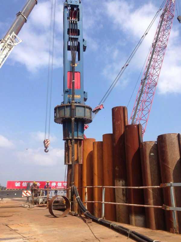 YC-35 Hydraulic impact piling hammer - Yongan Vibro